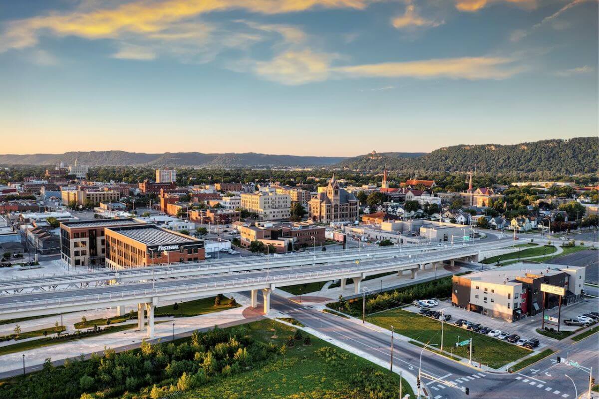 13 FUN Things To Do In Winona, Minnesota